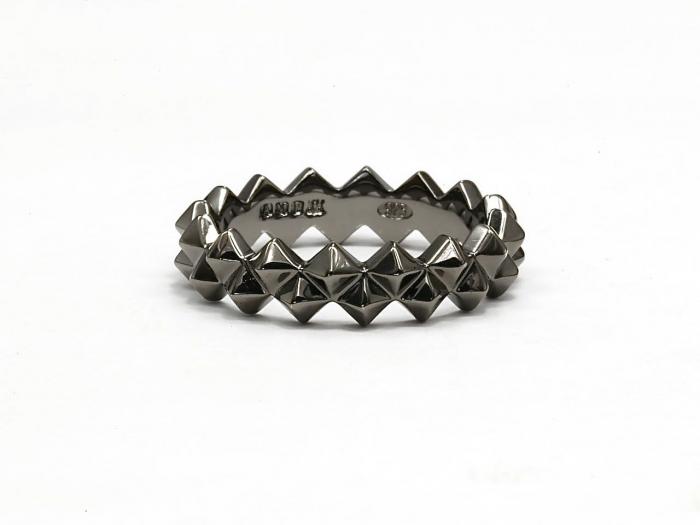 Square Spikes RG / HYJK-217BK – amp japan